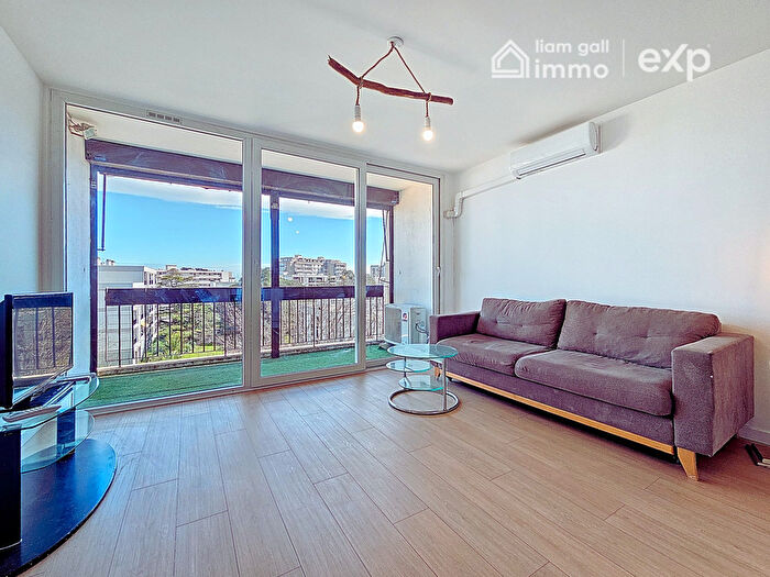 Appartement à vendre - Saint-Cyprien, Le Port - 3 pièces - 2 chambres