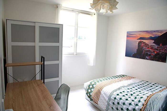 Appartement à louer - Cimetiere, Créteil - 1 pièce