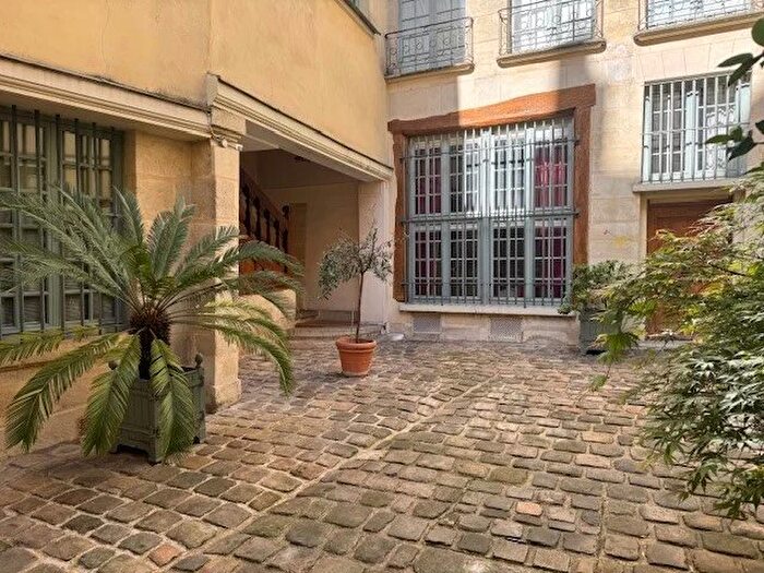 Paris 3ème, Sainte-Avoye - Appartement 4 pièces à vendre