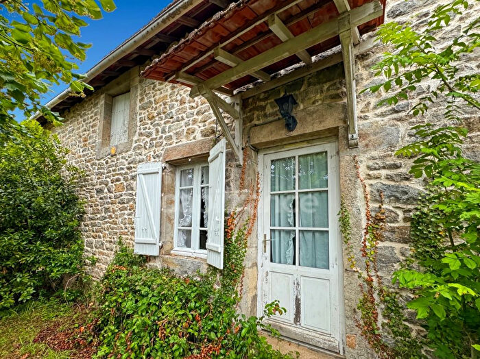 Maison à vendre - Aunay-en-Bazois - 3 pièces - 1 chambre