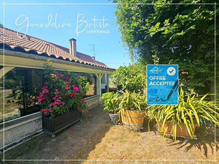 Maison à vendre - Saint-Pierre-dEyraud - 6 pièces - 3 chambres