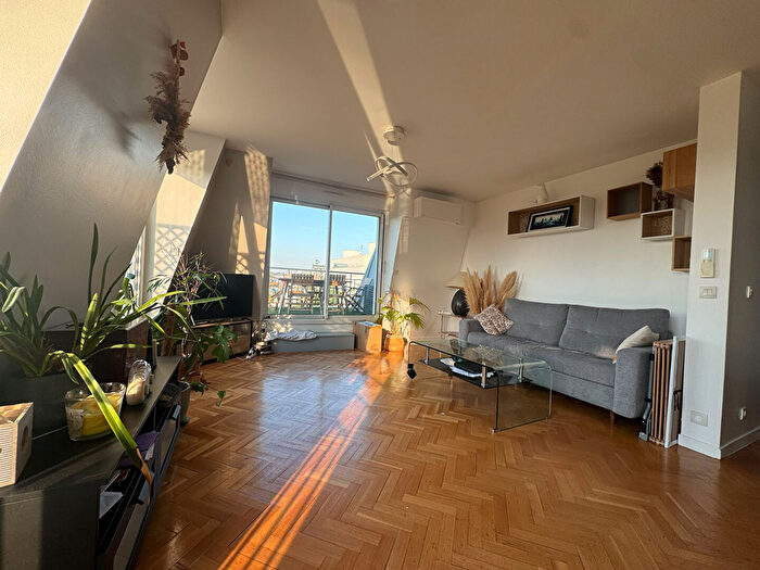 Appartement 4 pièces à Neuilly-Plaisance, Eglise, Gare, à louer
