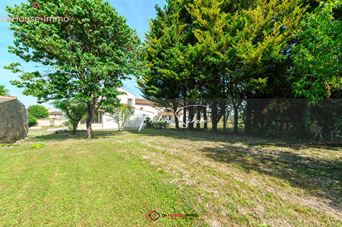 Marsais : Maison 7 pièces à vendre