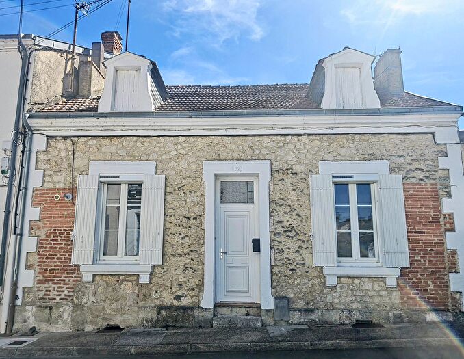 Périgueux, Centre-ville, La Gare, Saint-Martin : Maison 7 pièces à vendre