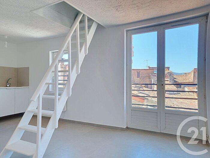 Draguignan, Centre-ville historique - Appartement 2 pièces à louer