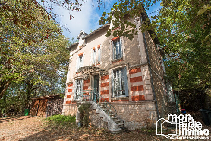 Chancelade : Maison 10 pièces à vendre