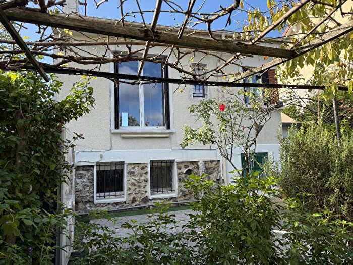 Maison à vendre - Champigny-sur-Marne, Le Plateau - 4 pièces - 3 chambres