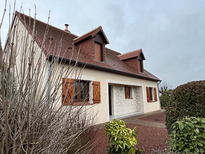 Maison 9 pièces à vendre - La Chapelle-Saint-Rémy