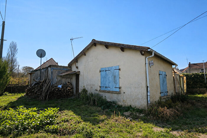 Maison à vendre - Villeneuve-sur-Bellot - 2 pièces - 1 chambre