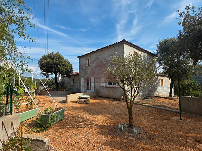 Saint-Florent-sur-Auzonnet : Maison 4 pièces à vendre