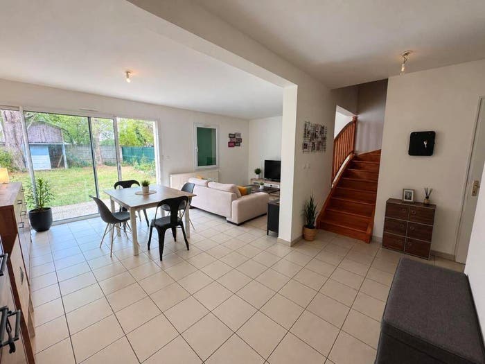 Maison 4 pièces à louer à Mairie, Périgny