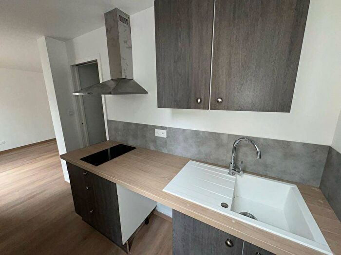Appartement à louer - Centre Ville, Bar-le-Duc - 1 pièce