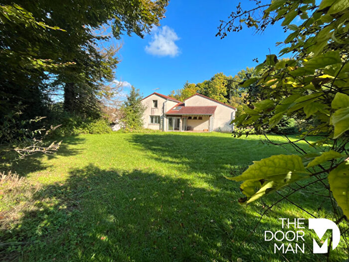 Maison à vendre - Bourbonne-les-Bains - 5 pièces - 3 chambres