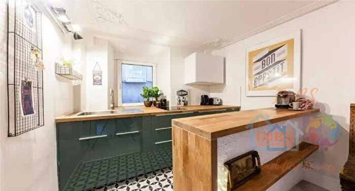 Appartement à louer - Strasbourg, Centre-ville, Mairie - 2 pièces - 1 chambre