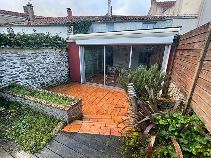 Maison à vendre - La Chevrolière - 5 pièces - 3 chambres