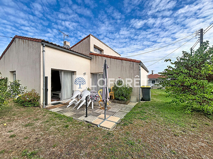 Sainte-Radegonde : Maison 5 pièces à vendre