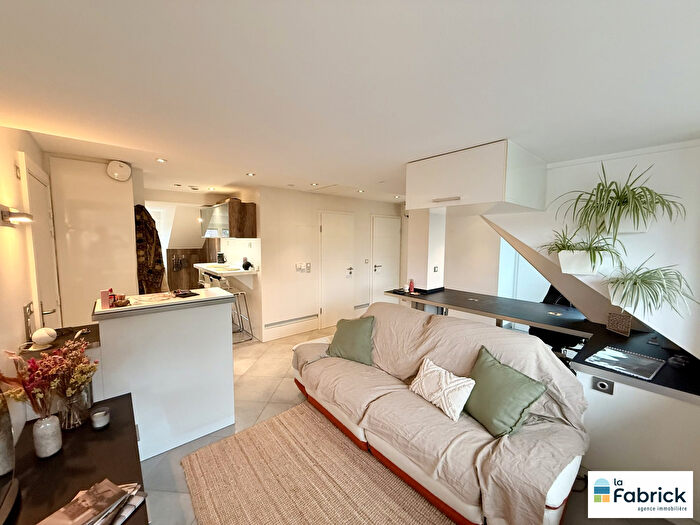 Appartement à vendre - Strasbourg - 3 pièces - 2 chambres