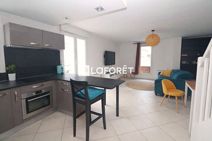 Appartement à louer - Les Roches, Conflans-Sainte-Honorine - 3 pièces - 2 chambres