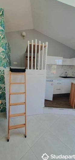 Appartement 1 pièce à louer à La Maure-Super Cannes, Vallauris