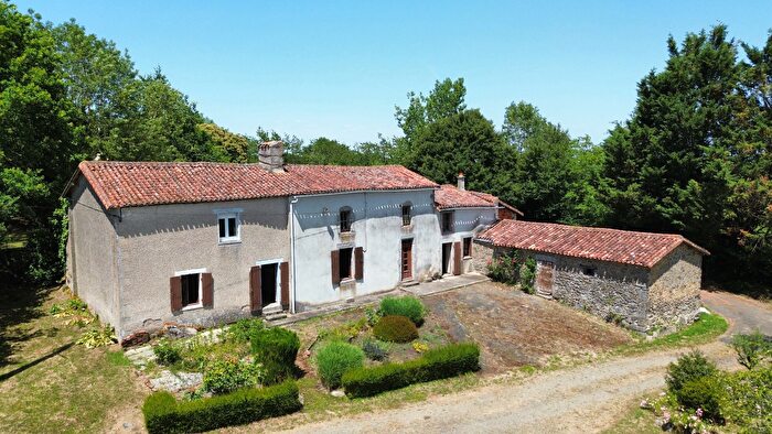 Maison 7 pièces à vendre à La Forêt-sur-Sèvre