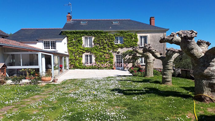 Maison 8 pièces à vendre à Aubigné-sur-Layon