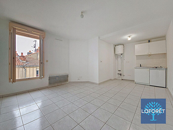 Chantonnay : Appartement 1 pièce à louer
