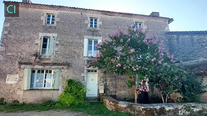 Maison à vendre - Mauprévoir - 7 pièces - 3 chambres