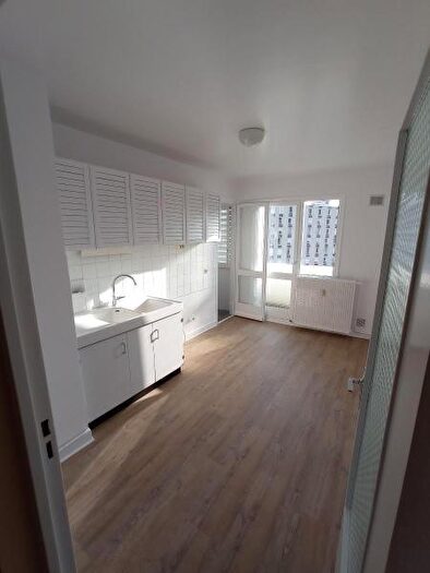 Appartement 3 pièces à Saint-Étienne, Bernay, Valfuret, à louer