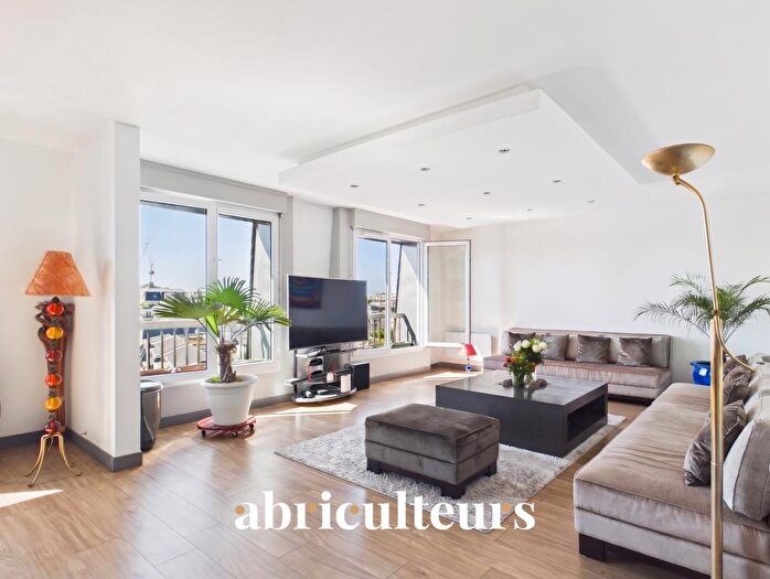 Charenton-le-Pont, Pasteur, Saint-Pierre : Appartement 6 pièces à vendre