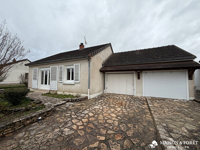 Maison à vendre - Gien, Centre-ville - 3 pièces - 2 chambres