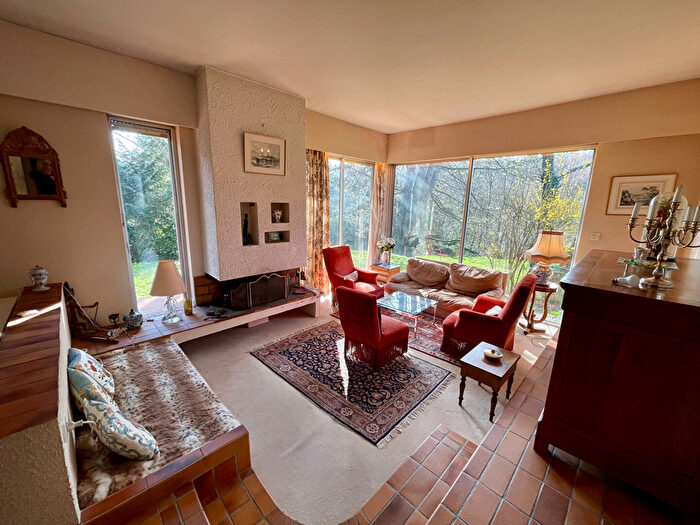 Maison à vendre - Tassin-la-Demi-Lune, Montpinot, Le Bourg - 7 pièces - 4 chambres