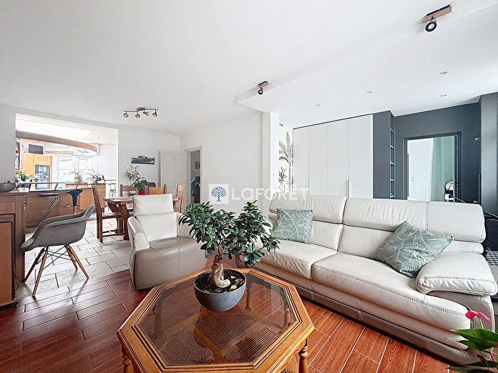 Maison à louer - Saint-Laurent-des-Autels - 6 pièces - 4 chambres