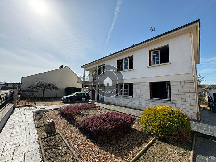 Maison à vendre - Gennes - 6 pièces - 4 chambres