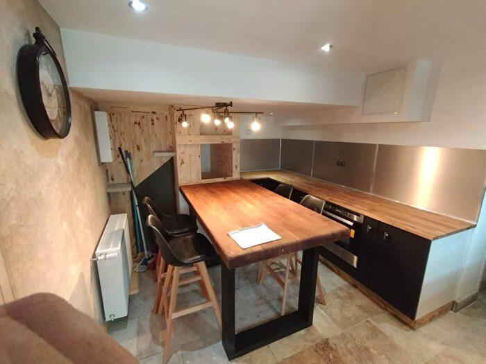 Maison à vendre - Continvoir - 1 pièce