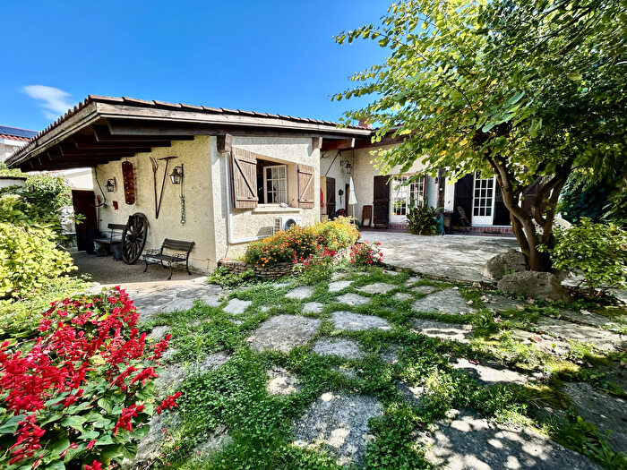 Maison à vendre - Sathonay-Village - 4 pièces - 3 chambres