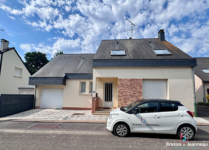 Maison 5 pièces à Laval, Grenoux, à vendre