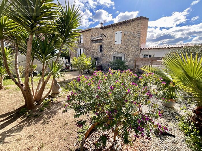 Maison à vendre - Milhaud - 4 pièces - 2 chambres