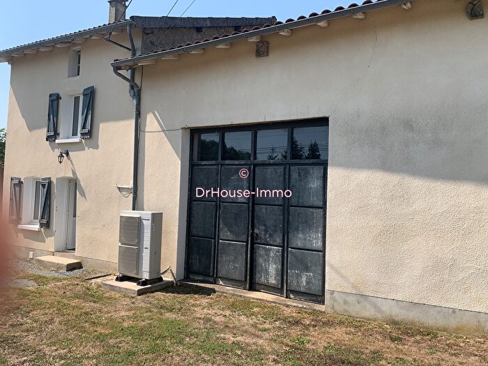 Maison à vendre - Pageas - 4 pièces - 3 chambres