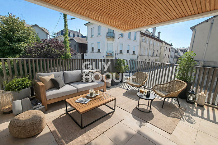Bourgoin-Jallieu, Centre-ville, Pont Saint-Michel : Appartement 3 pièces à vendre
