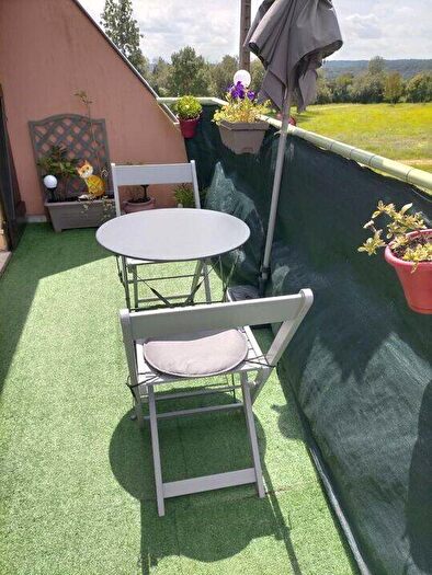 Appartement à louer - Mont-Barres, Belfort - 3 pièces - 2 chambres