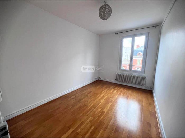 Appartement 2 pièces à Centre Ville, Reims, à louer