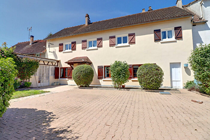 Maison à vendre - Maintenon - 6 pièces - 4 chambres