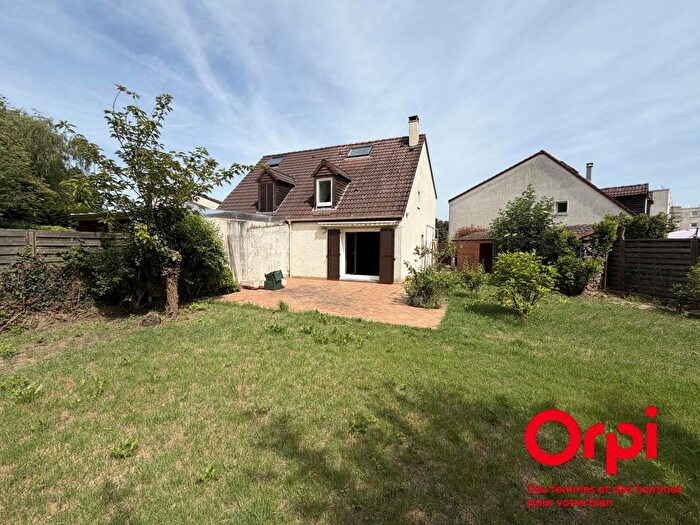 Voisins-le-Bretonneux - Maison 5 pièces à vendre