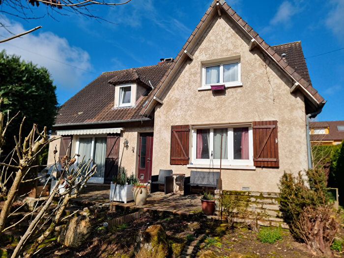 Maison à vendre - Auneau - 5 pièces - 4 chambres