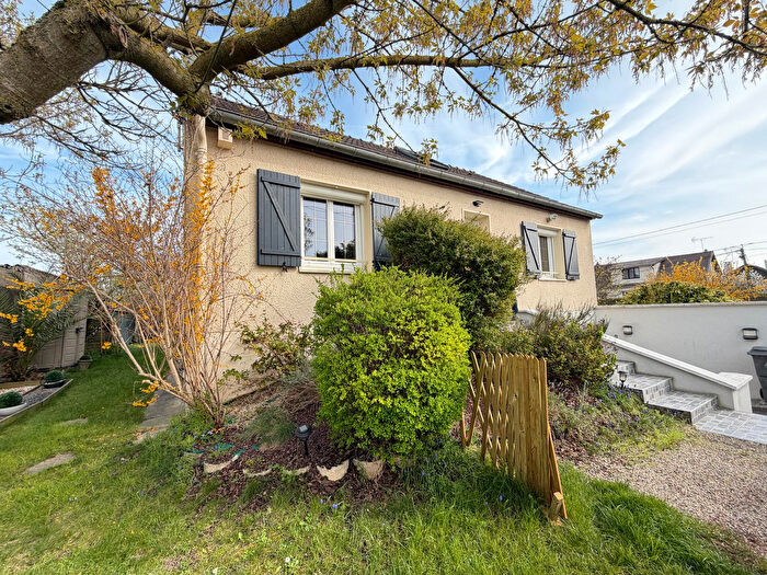 Maison à vendre - Mitry-Mory - 6 pièces - 4 chambres