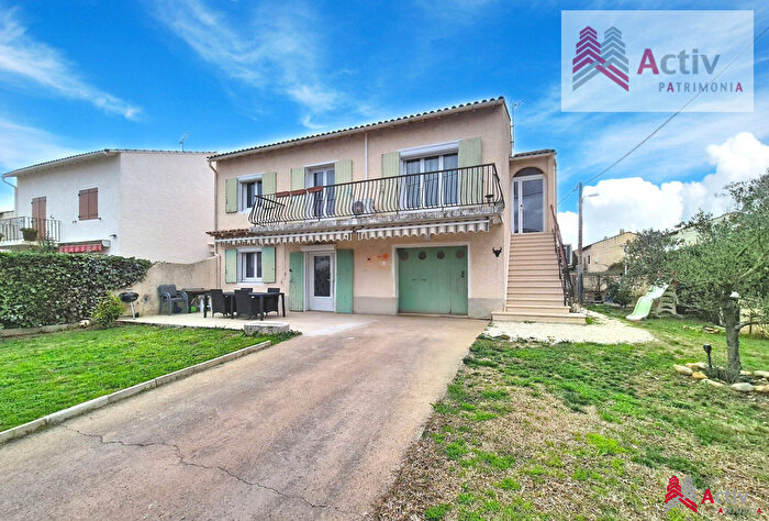 Maison à vendre - Arles, Pont de Crau, Moulès - 6 pièces - 4 chambres