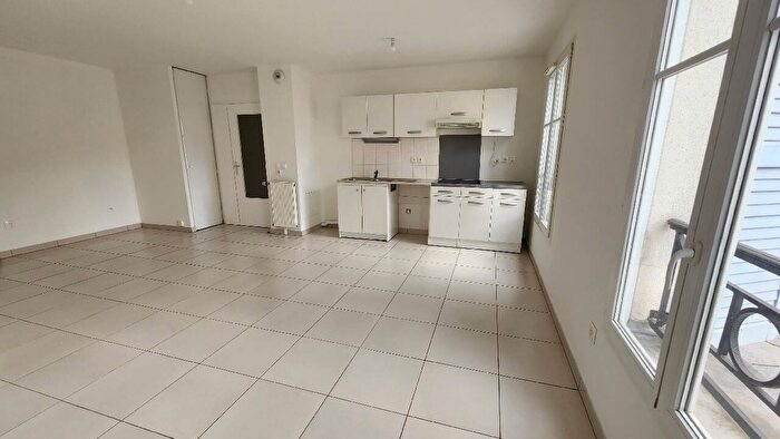 Appartement à louer - Crosne - 3 pièces - 2 chambres