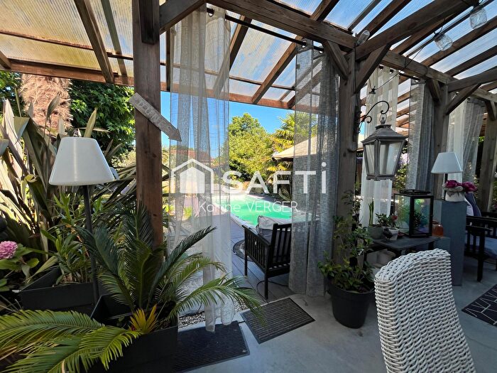 Maison à vendre - La Chevrolière - 8 pièces - 6 chambres