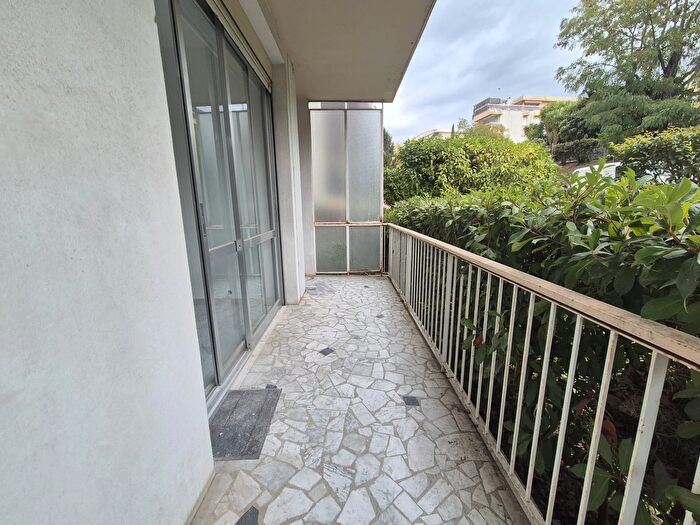 Nice, Caucade - Appartement 4 pièces à louer