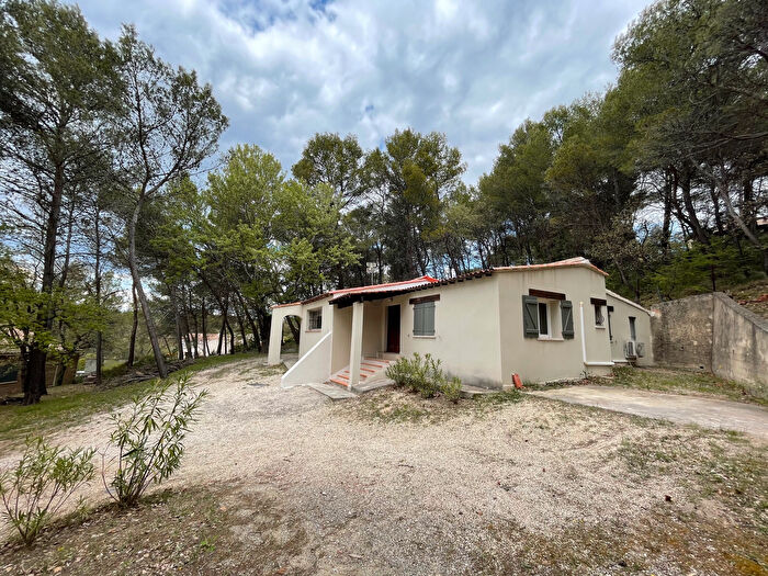 La Roque-d'Anthéron : Maison 3 pièces à louer